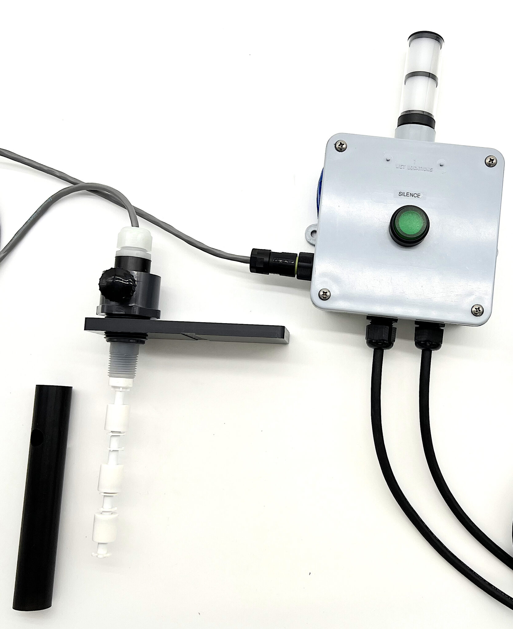 Level Controller with Compact Sensor | Gizmo Engineering